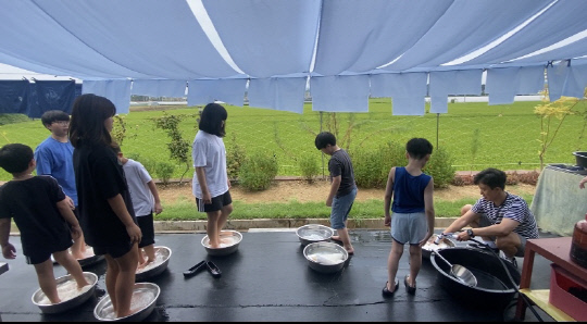 '요람에서 학교까지' 온 마을이 함께 키운다