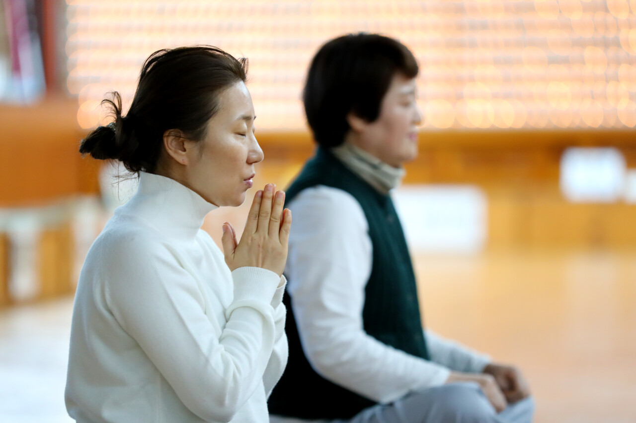 [포토] 엄마의 간절한 기도