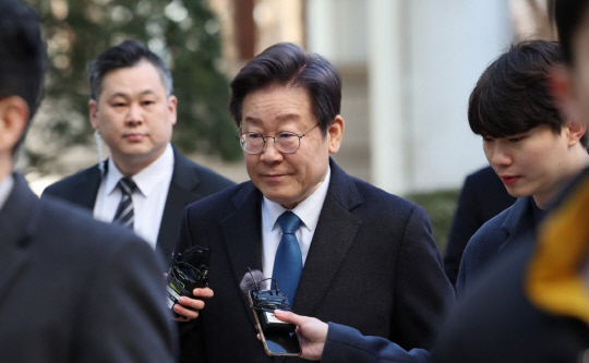 사표 낸 이재명 사건 재판 판사 총선 전 선고 어려워